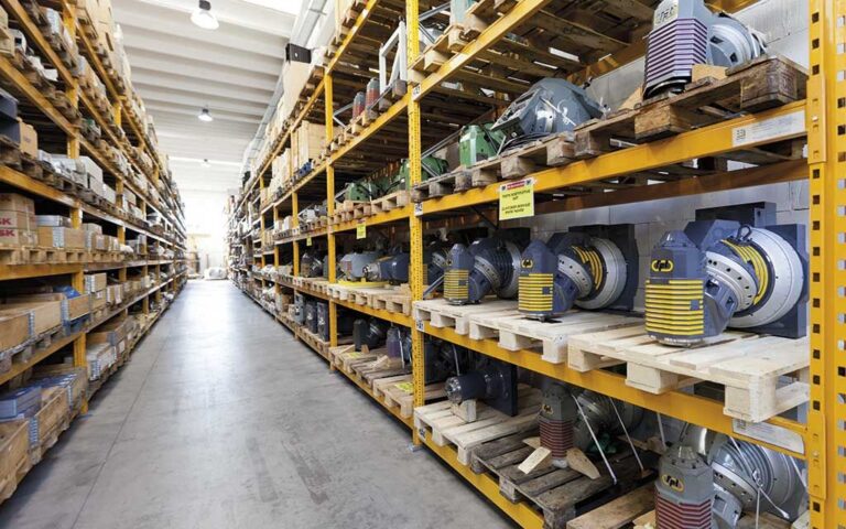 Logistics center - FPT